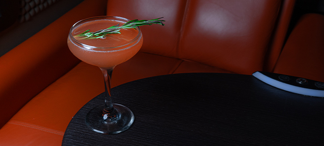 IPIC Theaters - The Ultimate Theater Experience